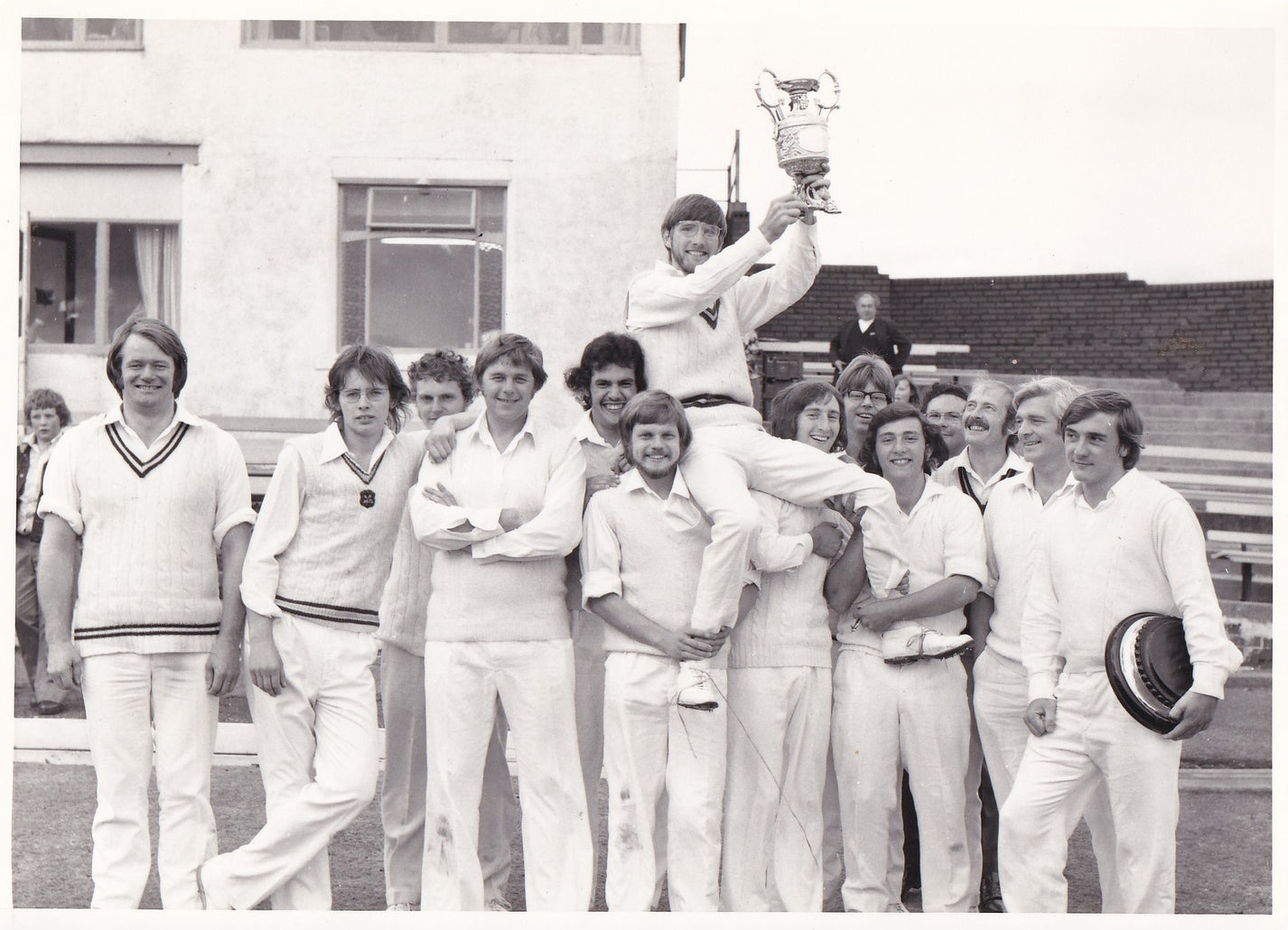 Best Wishes To Archie – Accrington Cricket Club